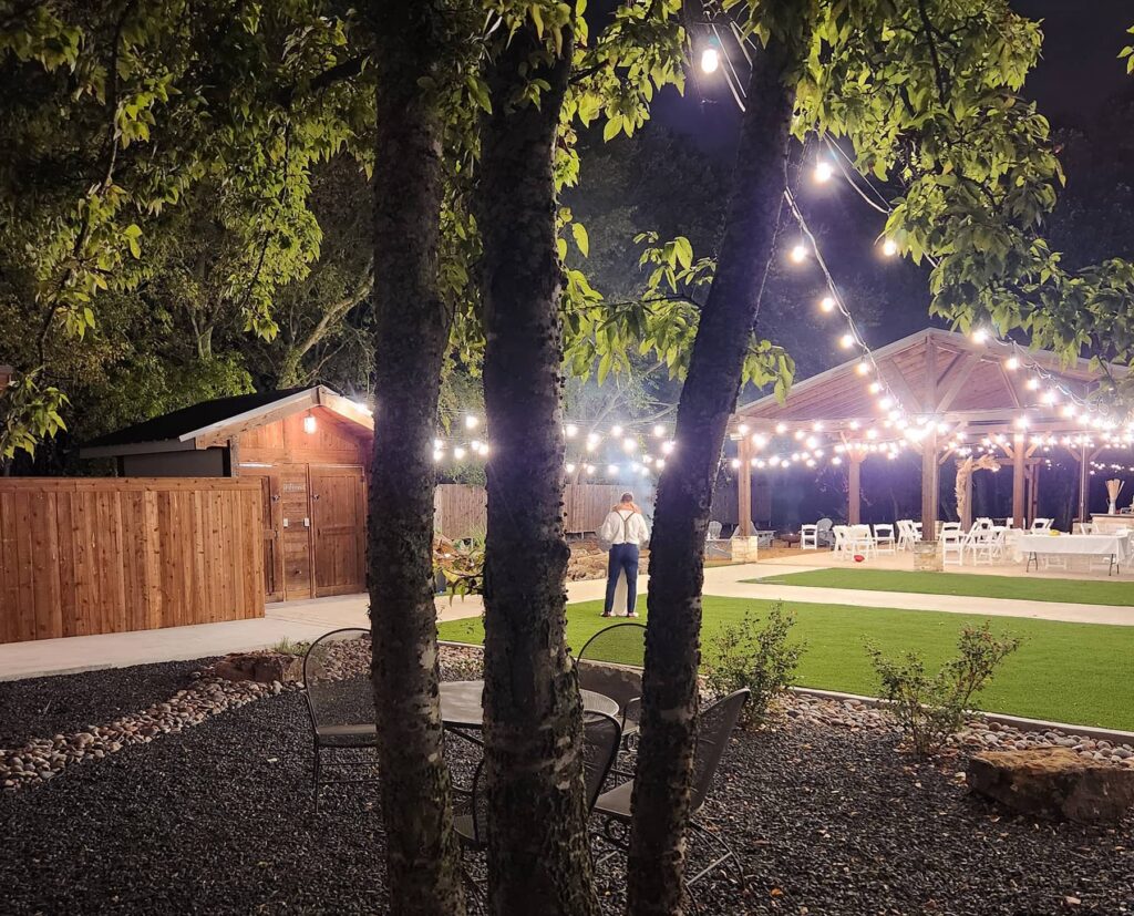 The Backyard Venue – Wedding Venue in DFW